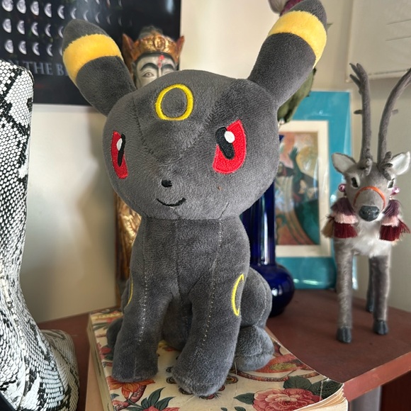 Pokemon | Toys | Umbreon Plush Toy With Suction | Poshmark